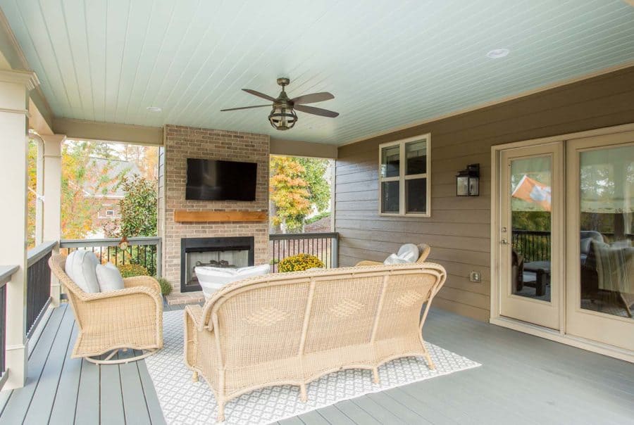 Mudd Deck - Victoria Renovations - Home Remodeling and Construction